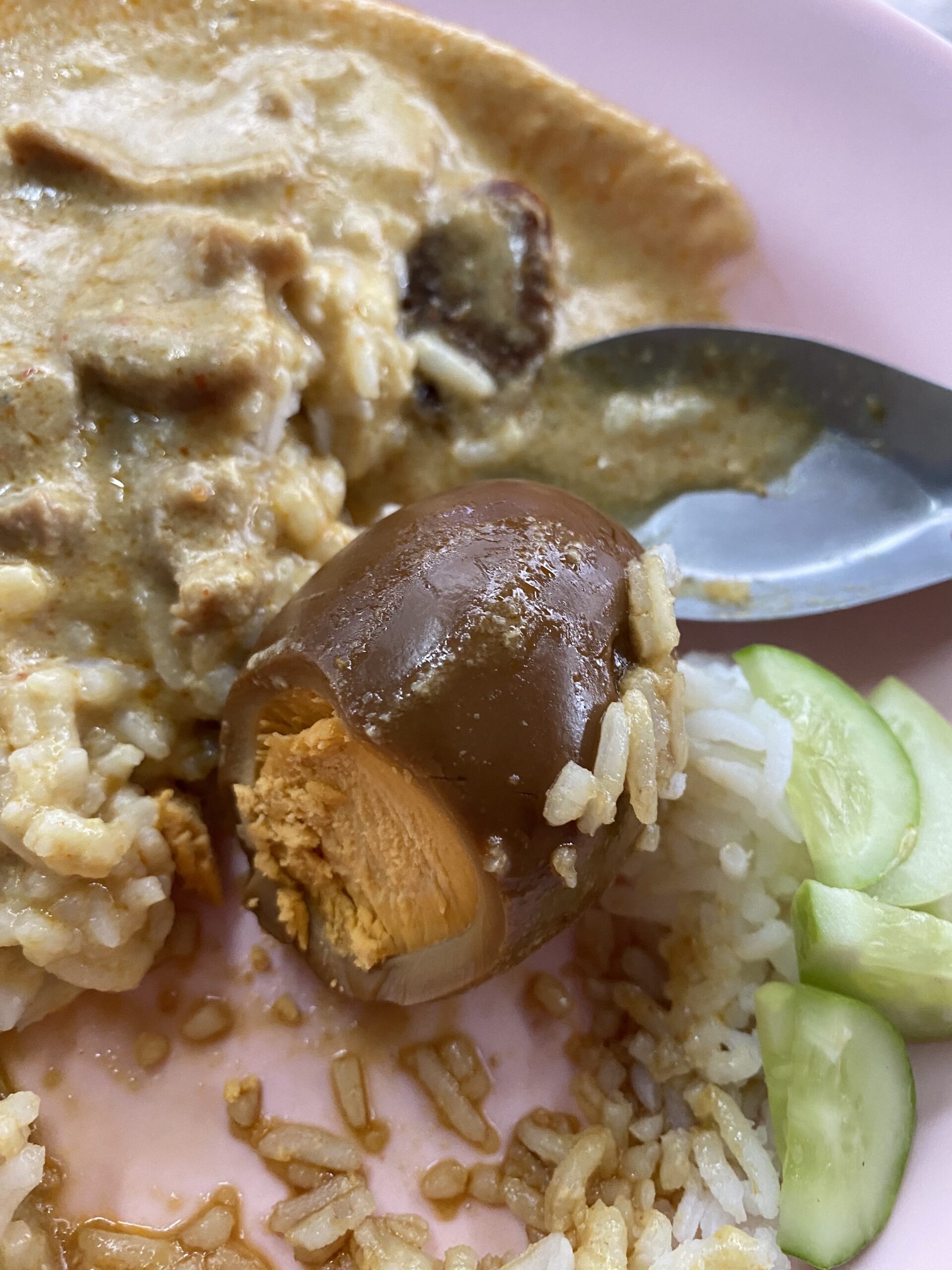 【タイ・バンコク】レッドカレーが安くて激ウマな屋台を紹介｜JEK PUI | フジの旅log